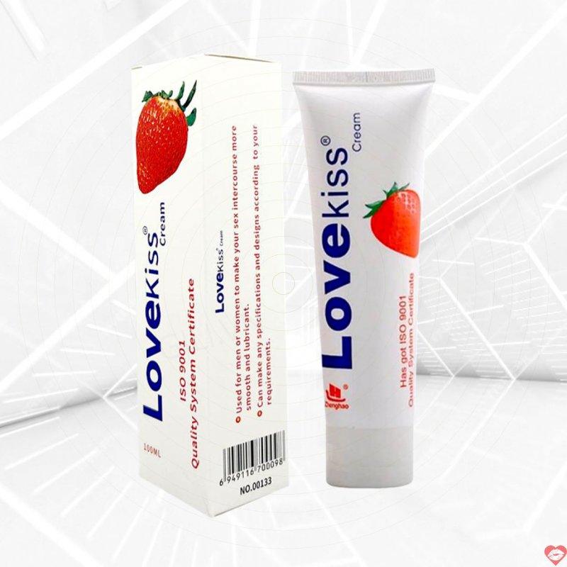 Gel bôi trơn Love Kiss 100ml hương dâu tự nhiên tăng trơn mượt